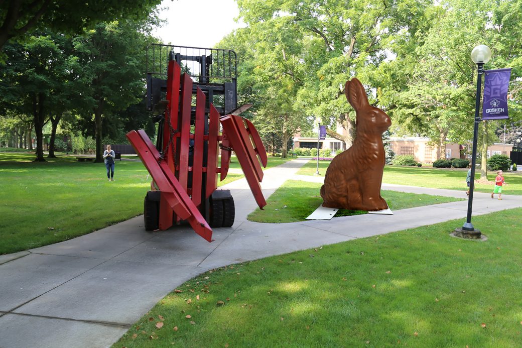 College replaces 'Broken Shield' sculpture with nine-foot tall ...